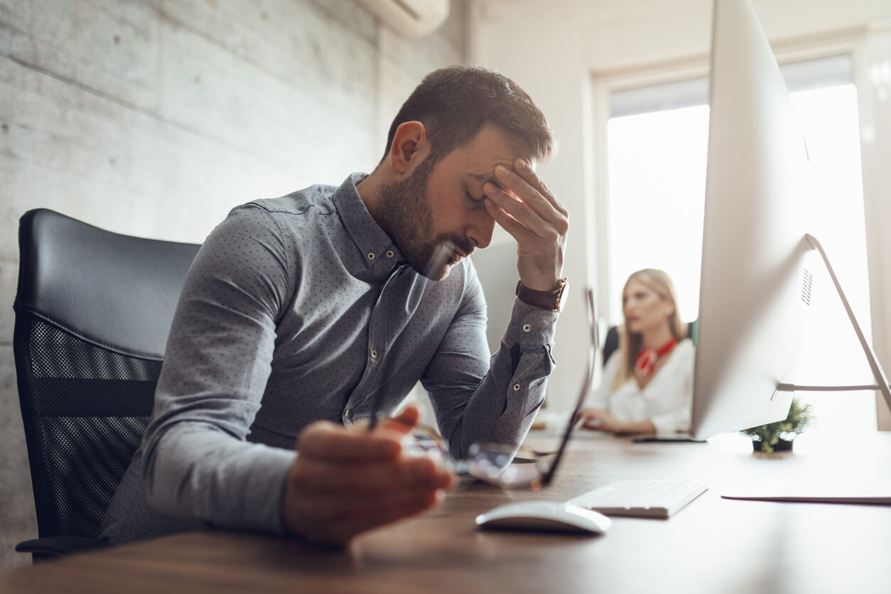Coping With Migraines At Work Core Medical Center
